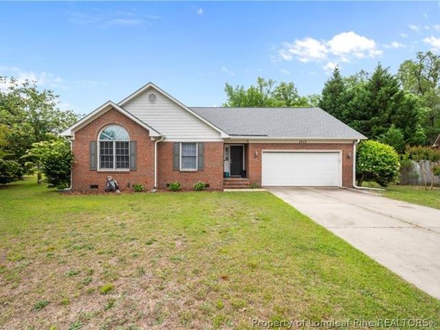 1013 Castlebay Ct, Fayetteville, NC 28303