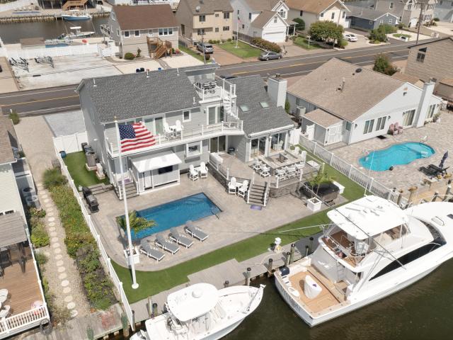 1013 Capstan Drive
