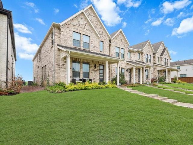 1013 Carnation Dr, Crowley, TX 76036