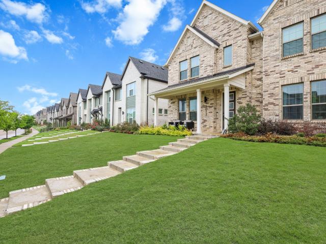 1013 Carnation Drive