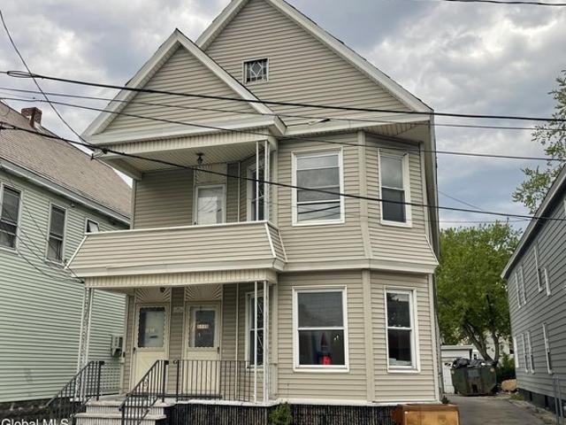 1013 Chrisler Ave, Schenectady, NY 12303
