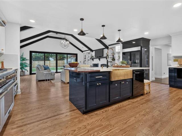 1013 Chumley RD