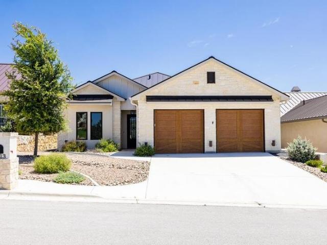 1013 Comanche Hills Dr, Kerrville, TX 78028