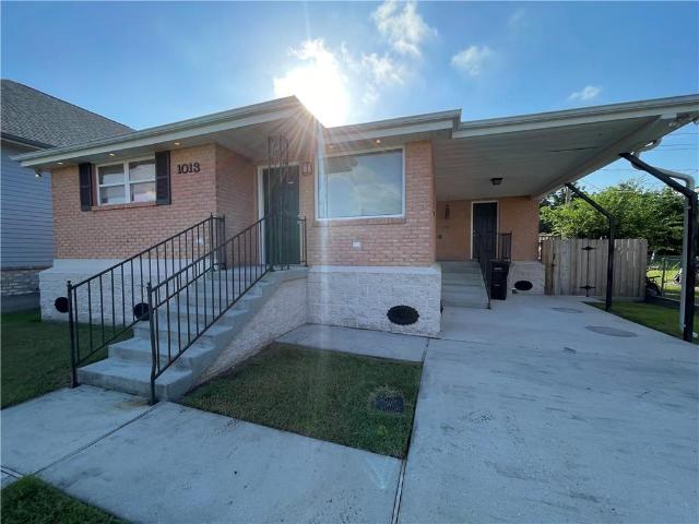 1013 Cougar Drive