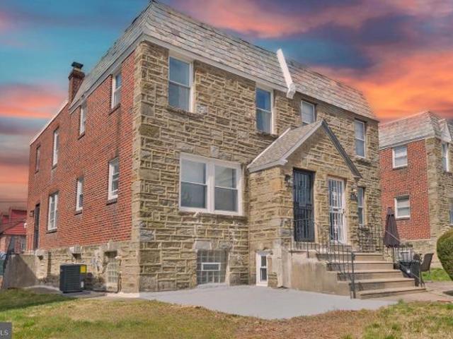 1013 E Slocum St, Philadelphia, PA 19150