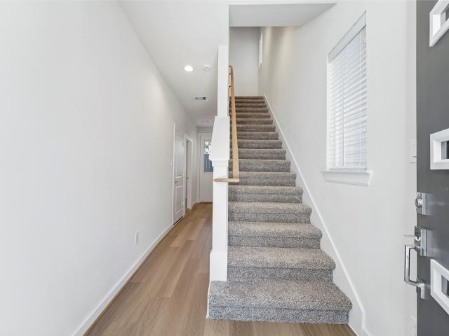 1013 Erin St, Unit S, Houston, TX 77009 | MLS #36698 | Compass