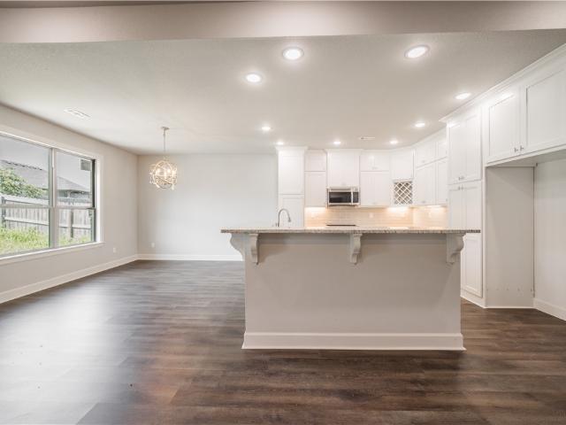 1013 Glass Street