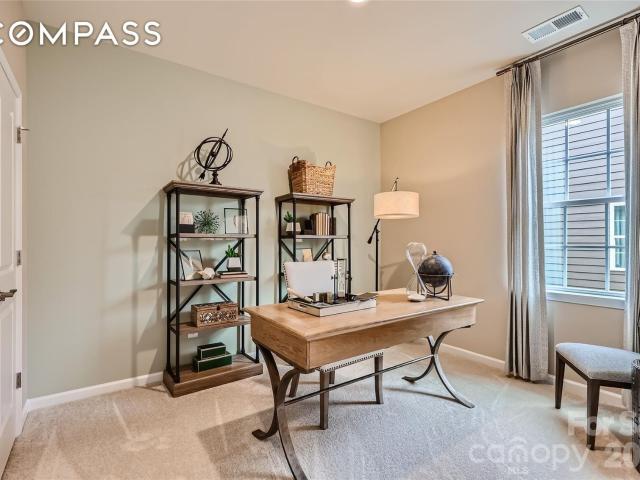 1013 Lookout Shls Dr, Fort Mill, SC