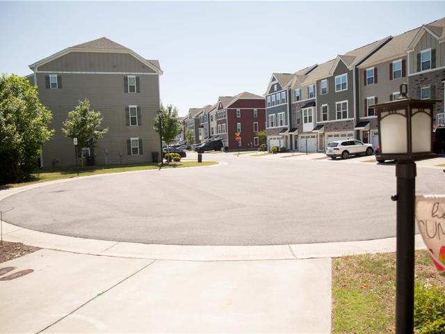 1013 Stern WAY