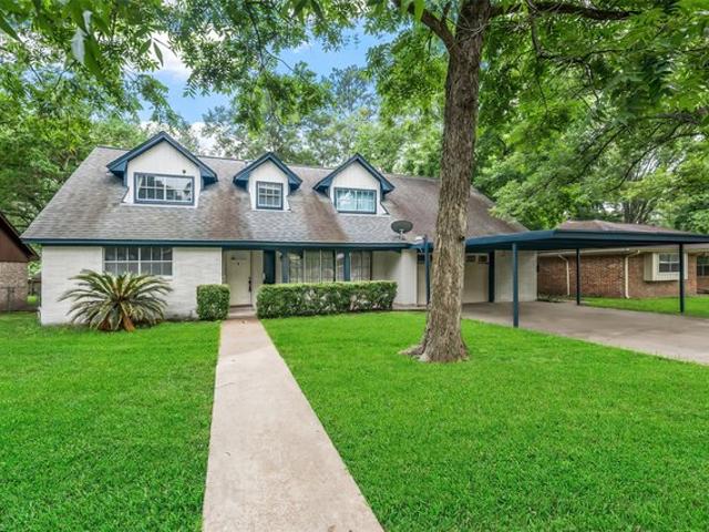 1013 Stevens Ave, Conroe, TX 77301