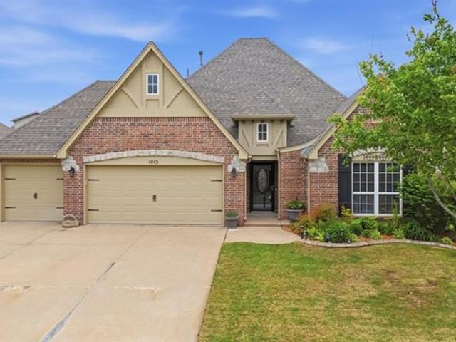 1013 S 71st St, Broken Arrow, OK 74014