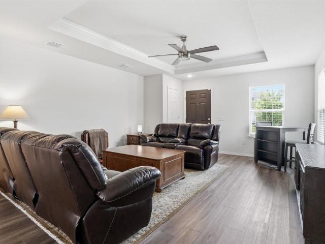 1013 Vernon Drive