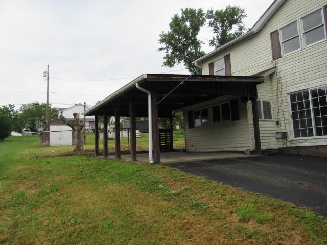 1013 W Front Street