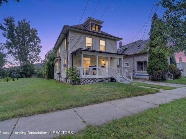 1013 W Hillsdale St, Lansing, MI 48915