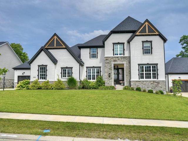 1013 Walburg Ave, Villa Hills, KY 41017