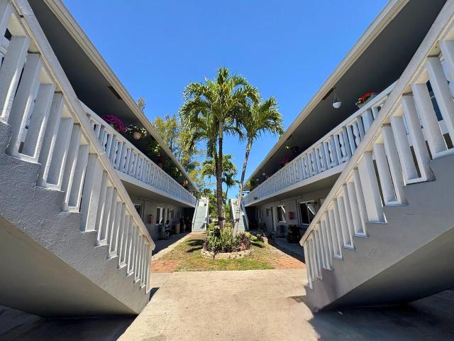 101 105 SE 26th St, Fort Lauderdale, FL 33316 | MLS #F10513 | Compass