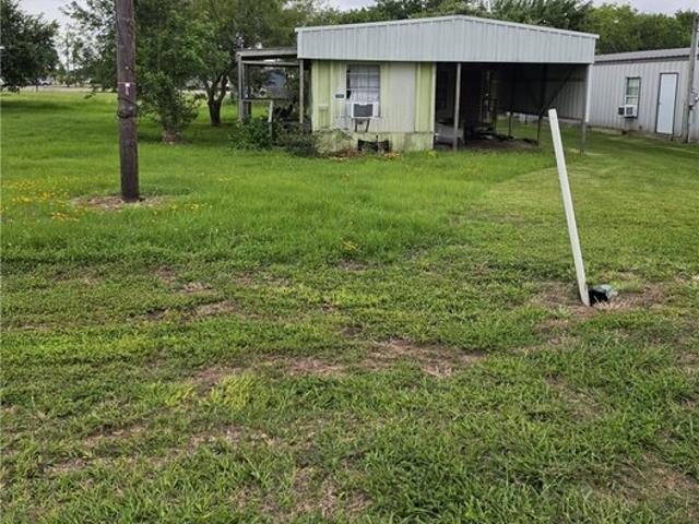 101 105 W Austin Ave Lot 10, Seadrift, TX 77983