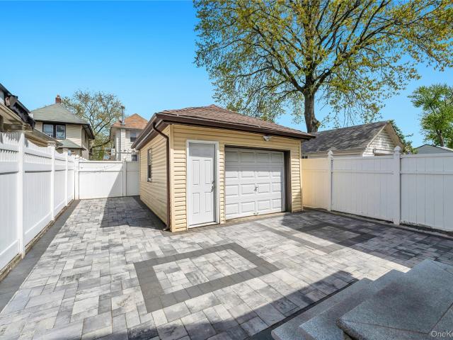 101 25 st Street | Compass