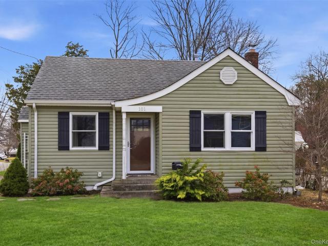 101 4th Ave, East Northport, NY 11731 | Compass