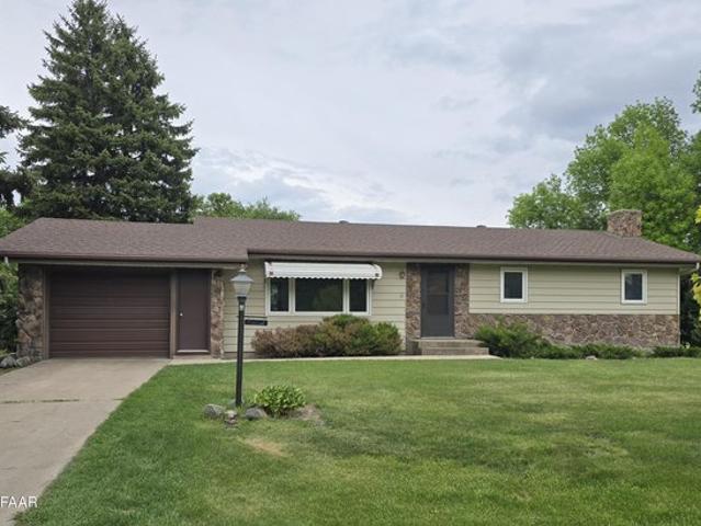 101 5th St N, Fisher, MN 56723