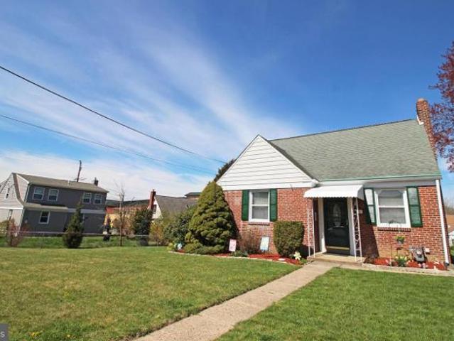 101 6th Ave, Folsom, PA 19033