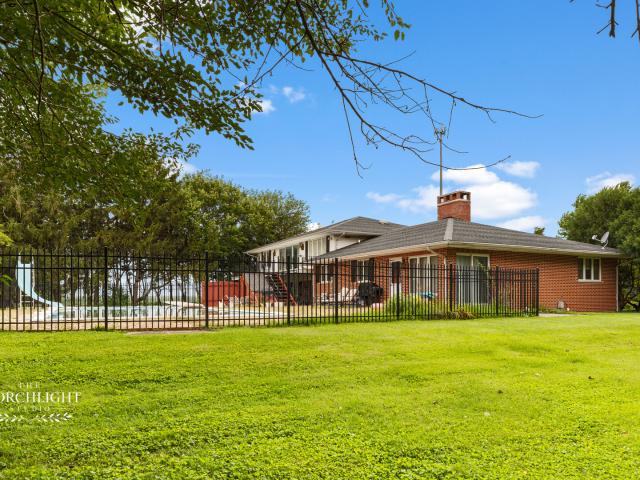 101 Countryside Lane