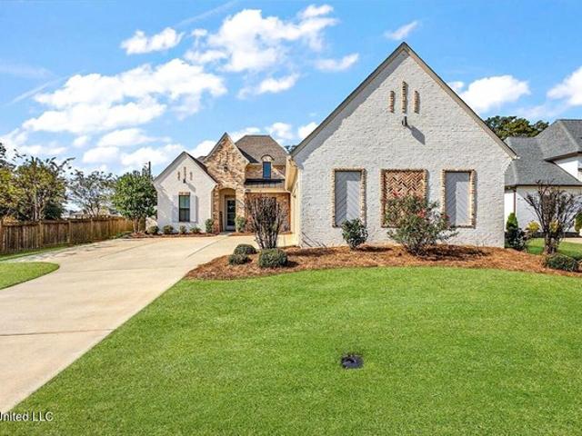 101 Coventry Ln, Canton, MS 39046