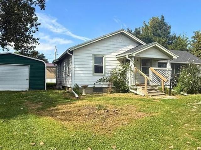 101 Coates St, Macon, MO 63552