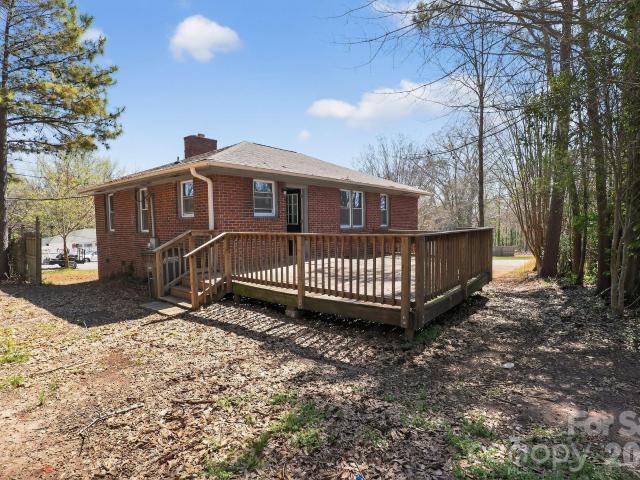 101 Coleman Ct, Greenville, SC 29609 | MLS #4368 | Compass