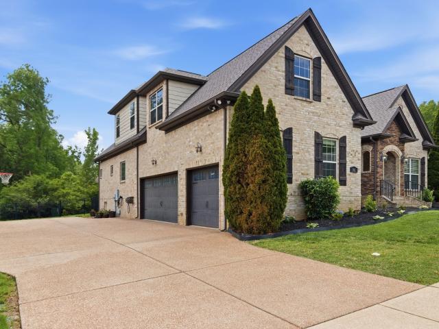 101 Corbin Ct