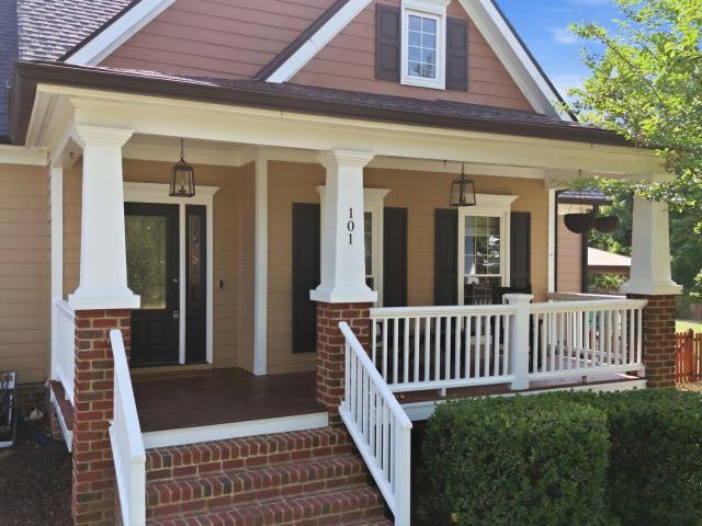 101 Caledonia Lane