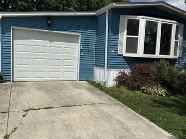 101 Candlegate Cir, Matteson, IL 60443