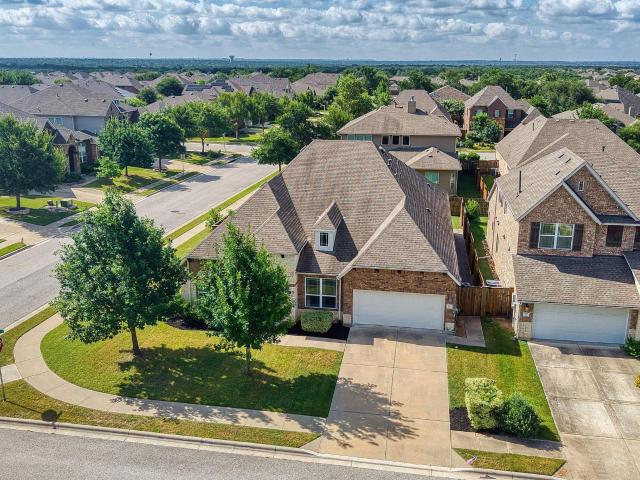 101 Canyon Lake Ln