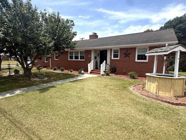 101 Carolina Ave, Hertford, NC 27944