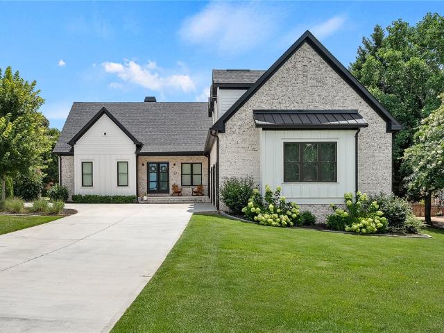 101 Casselberry Court