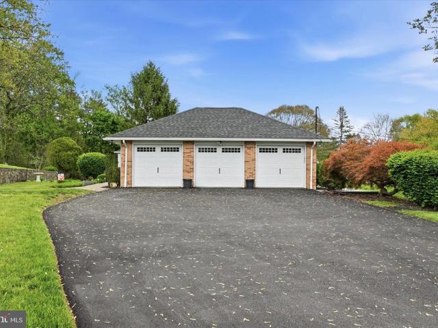 101 Caswallen Drive