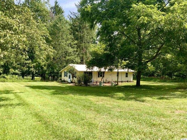 101 Center St, Gambier, OH 43022