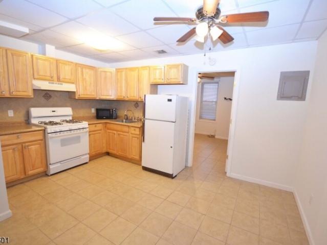101 Center St 1, Garwood Boro, US, NJ
