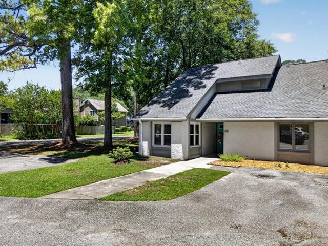 101 Chattum Ct, Summerville, SC 29485