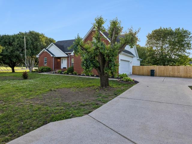101 Chertsey Ct