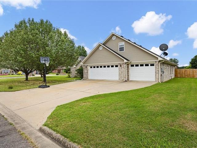 101 Cheyenne Ln, Clarksville, AR 72830