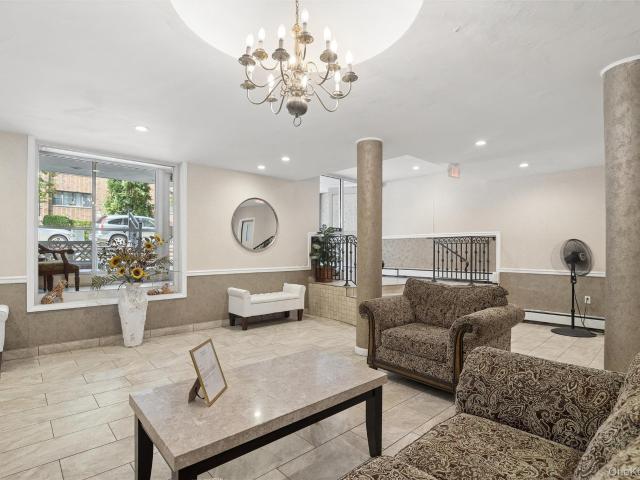 101 Clinton Avenue 3H