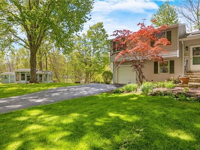 101 Creek View Path, Kirkville, NY 13082