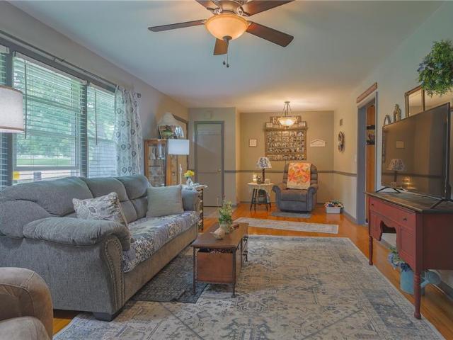 101 Crest Drive