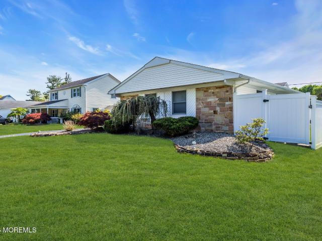 101 Andover Lane