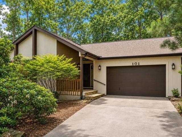 101 Adler Ln, Crossville, TN 38558