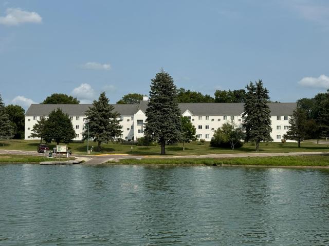 101 Albion Avenue # 201