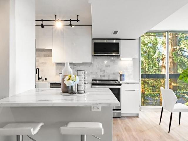 101 Alma St Apt 301, Palo Alto, CA 94301