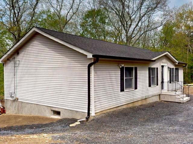 101 Arbutus Court