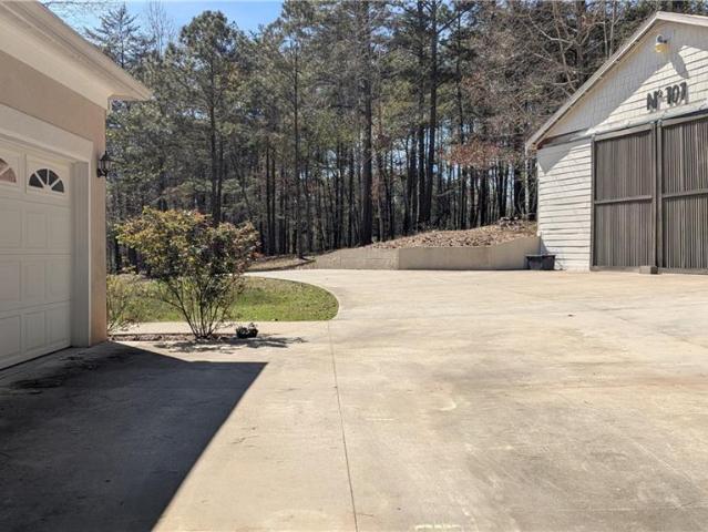 101 Arrow Wood Dr, Waleska, GA 30183 | MLS #7695 | Compass